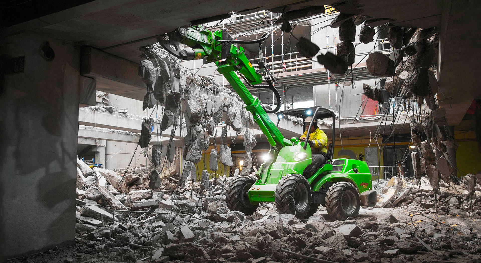 Avant - челни товарачи, самоходни вишки Leguan